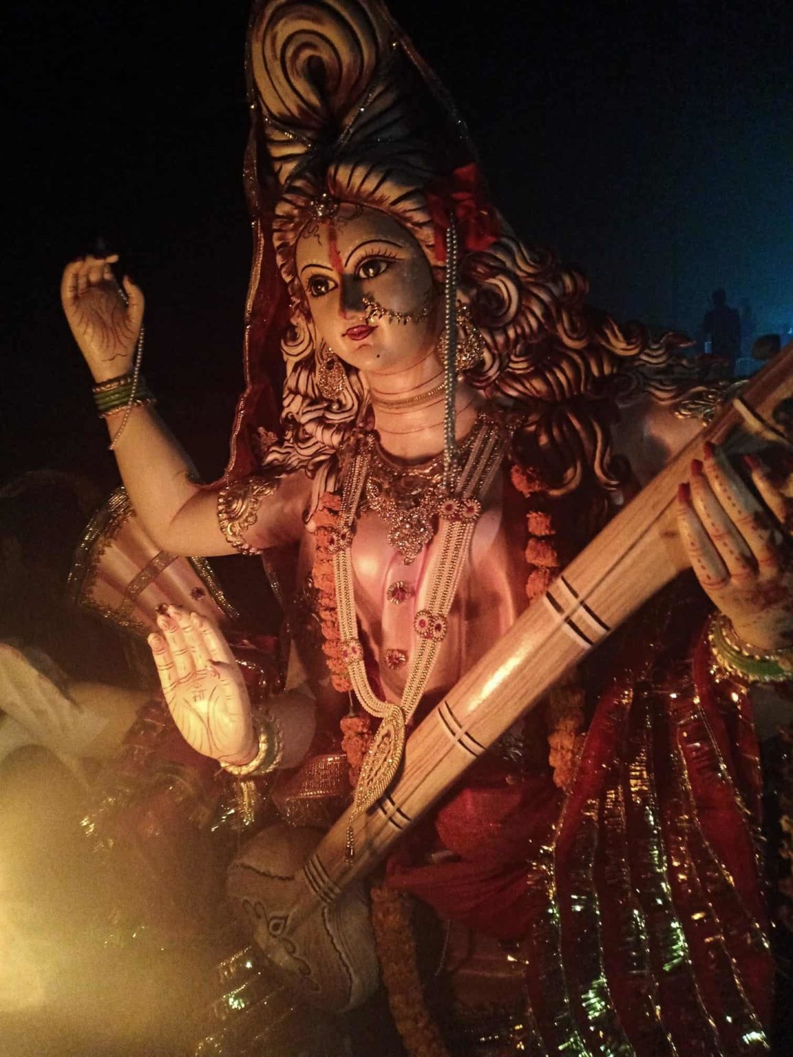 [100+] Maa Saraswati Image, Pic, Photo & Wallpaper (HD)