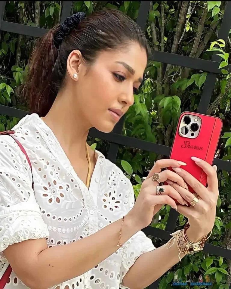 [70+] Nayanthara Images, Photos, Pics & Wallpaper (HD)