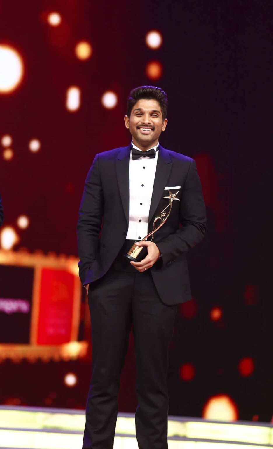 [100+] Allu Arjun Photos, Images, Pics & Wallpaper (HD)