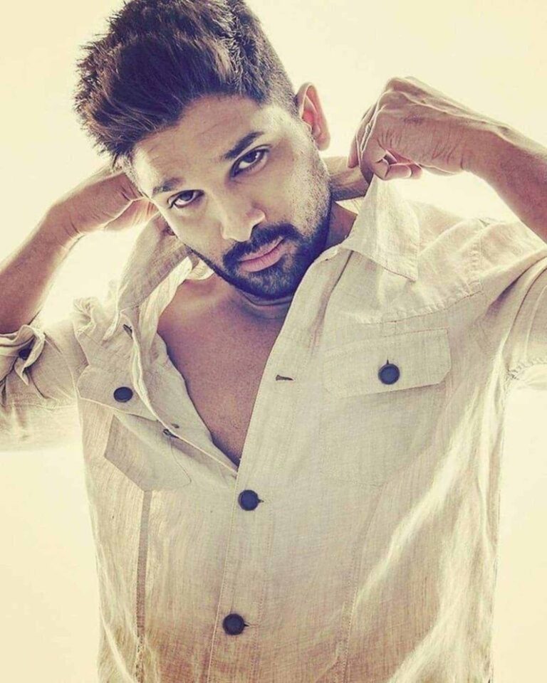 [100+] Allu Arjun Photos, Images, Pics & Wallpaper (HD)