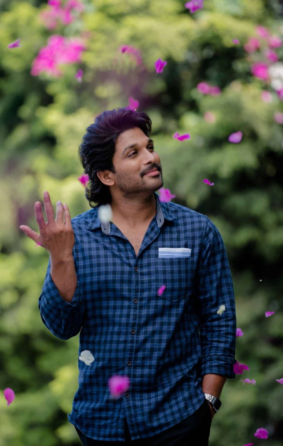 [100+] Allu Arjun Photos, Images, Pics & Wallpaper (HD)