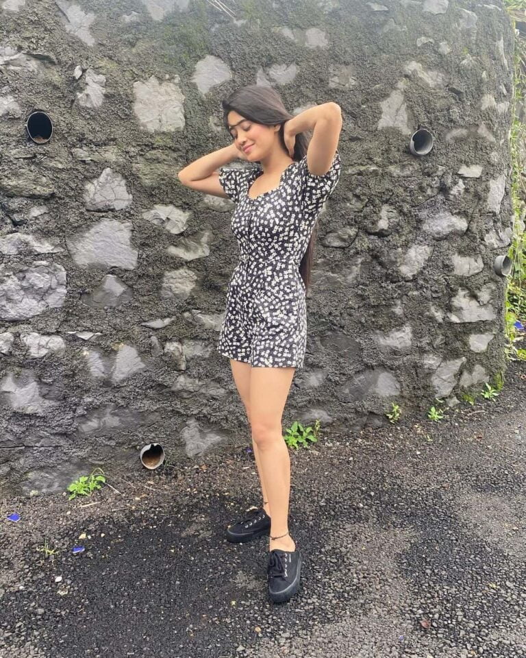 [80+] Shivangi Joshi Pic, Photos and Images Download (HD)