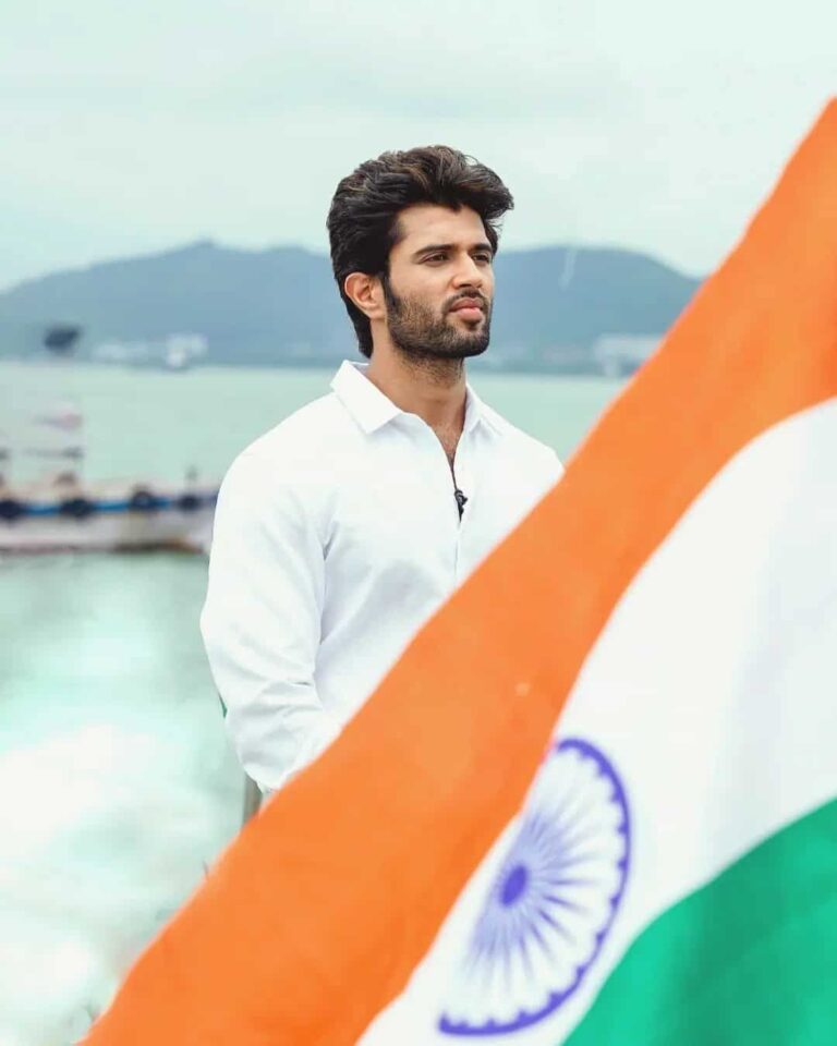 [60+] Vijay Devarakonda Photos, Images, Pics & Wallpaper (HD)