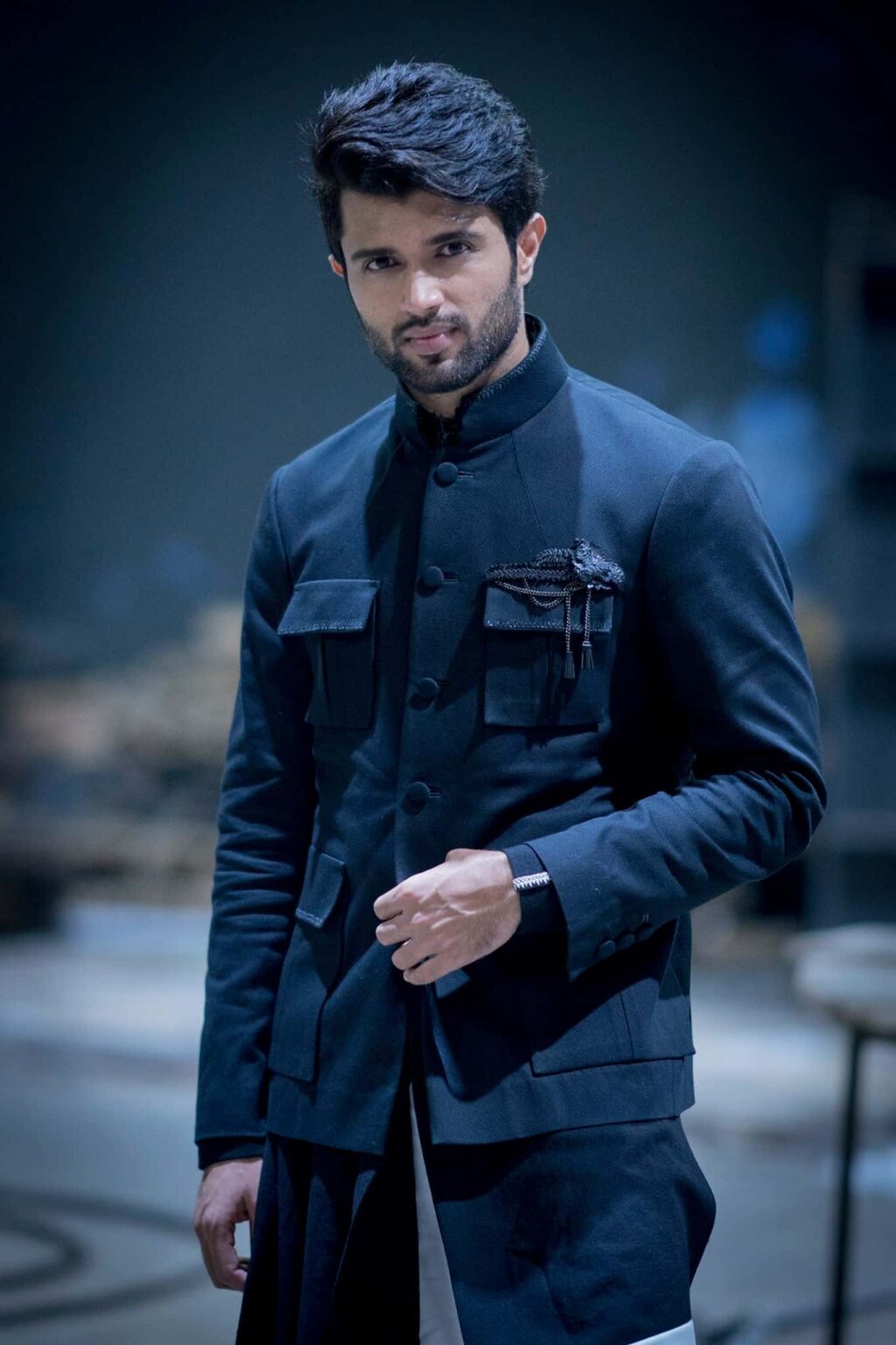 [60+] Vijay Devarakonda Photos, Images, Pics & Wallpaper (HD)