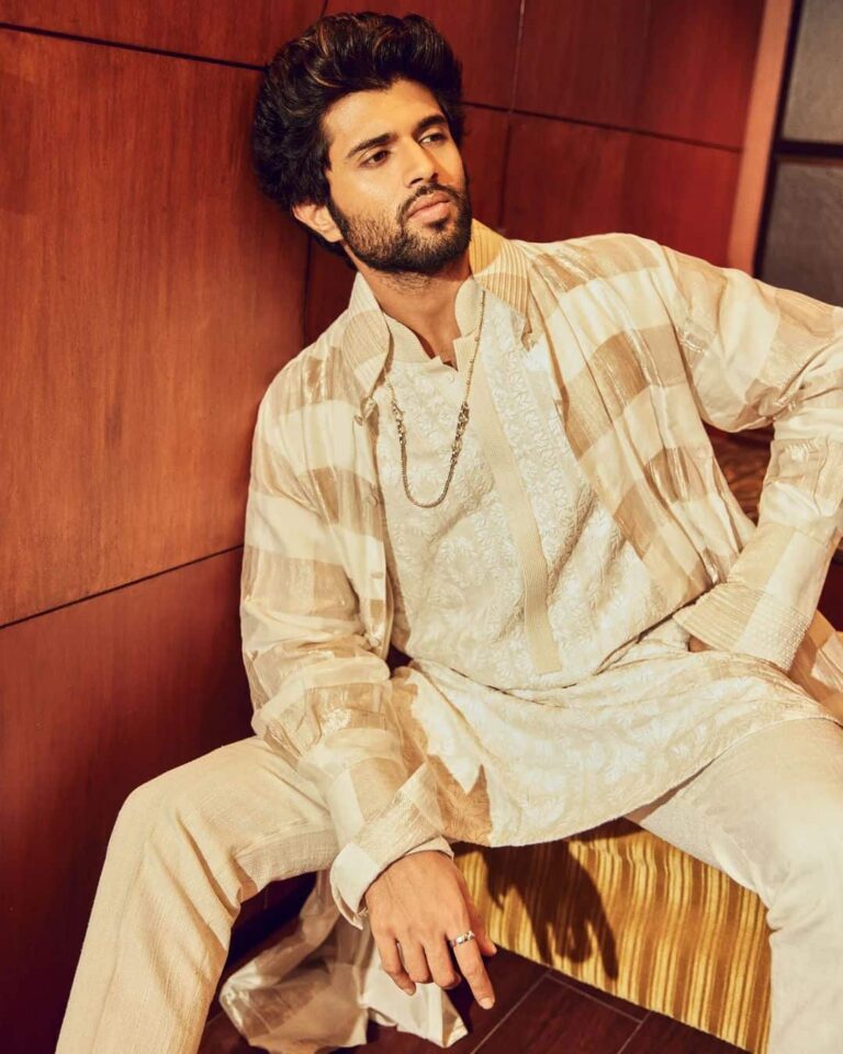 [60+] Vijay Devarakonda Photos, Images, Pics & Wallpaper (HD)