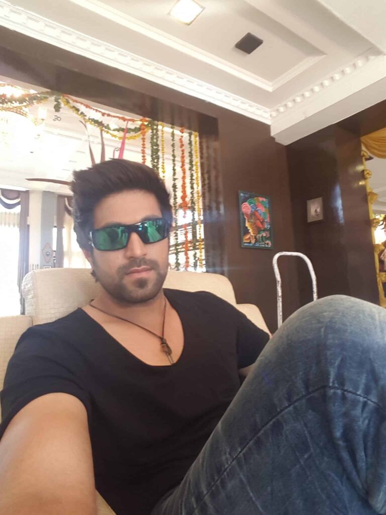 [50+] Yash Photos, Images, Pics & Wallpaper (HD) - PhotosFile