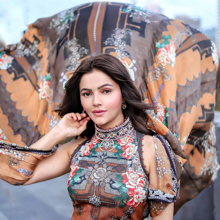 100+ Rubina Dilaik Photo, Pic, Images & Wallpaper Download (HD)