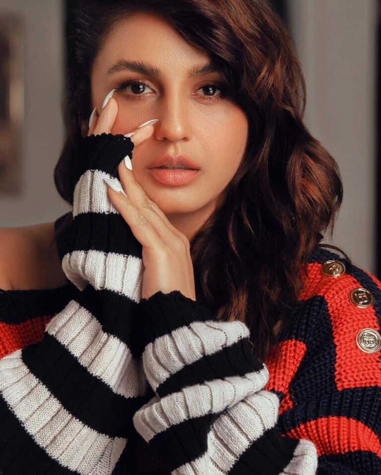 [145+] Heroine Photos, Image, Pics & Wallpaper (HD) - PhotosFile