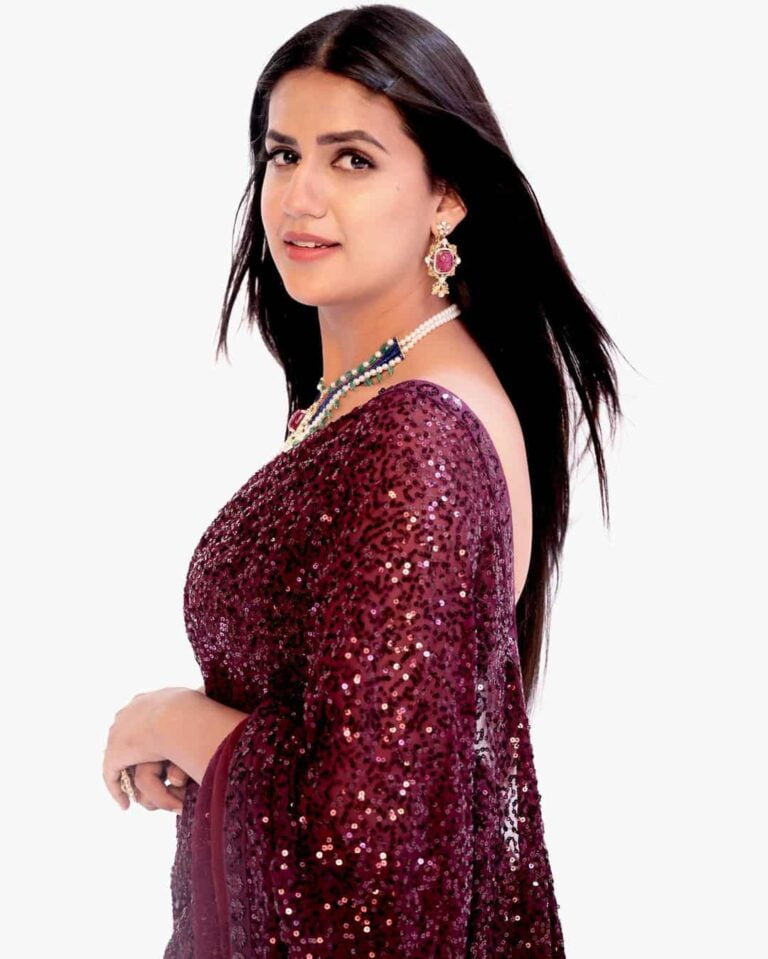 [60+] Pranjal Dahiya Photo, Images, Pics & Wallpaper (HD)