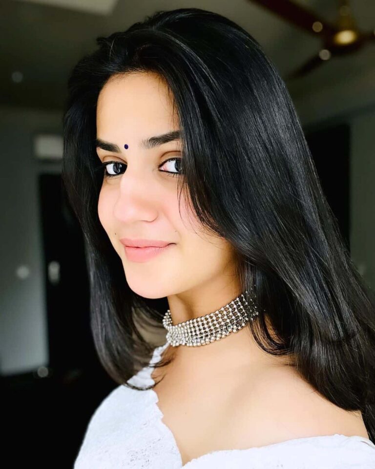 [60+] Pranjal Dahiya Photo, Images, Pics & Wallpaper (HD)