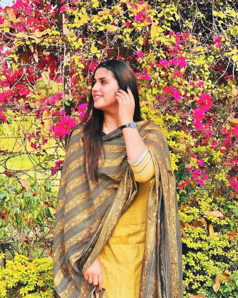 [60+] Pranjal Dahiya Photo, Images, Pics & Wallpaper (HD)