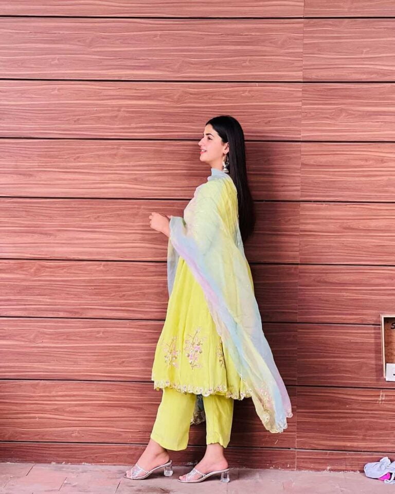 [60+] Pranjal Dahiya Photo, Images, Pics & Wallpaper (HD)