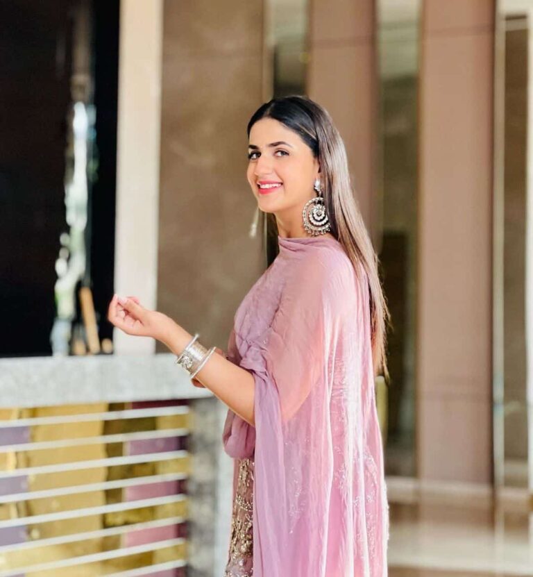 [60+] Pranjal Dahiya Photo, Images, Pics & Wallpaper (HD)