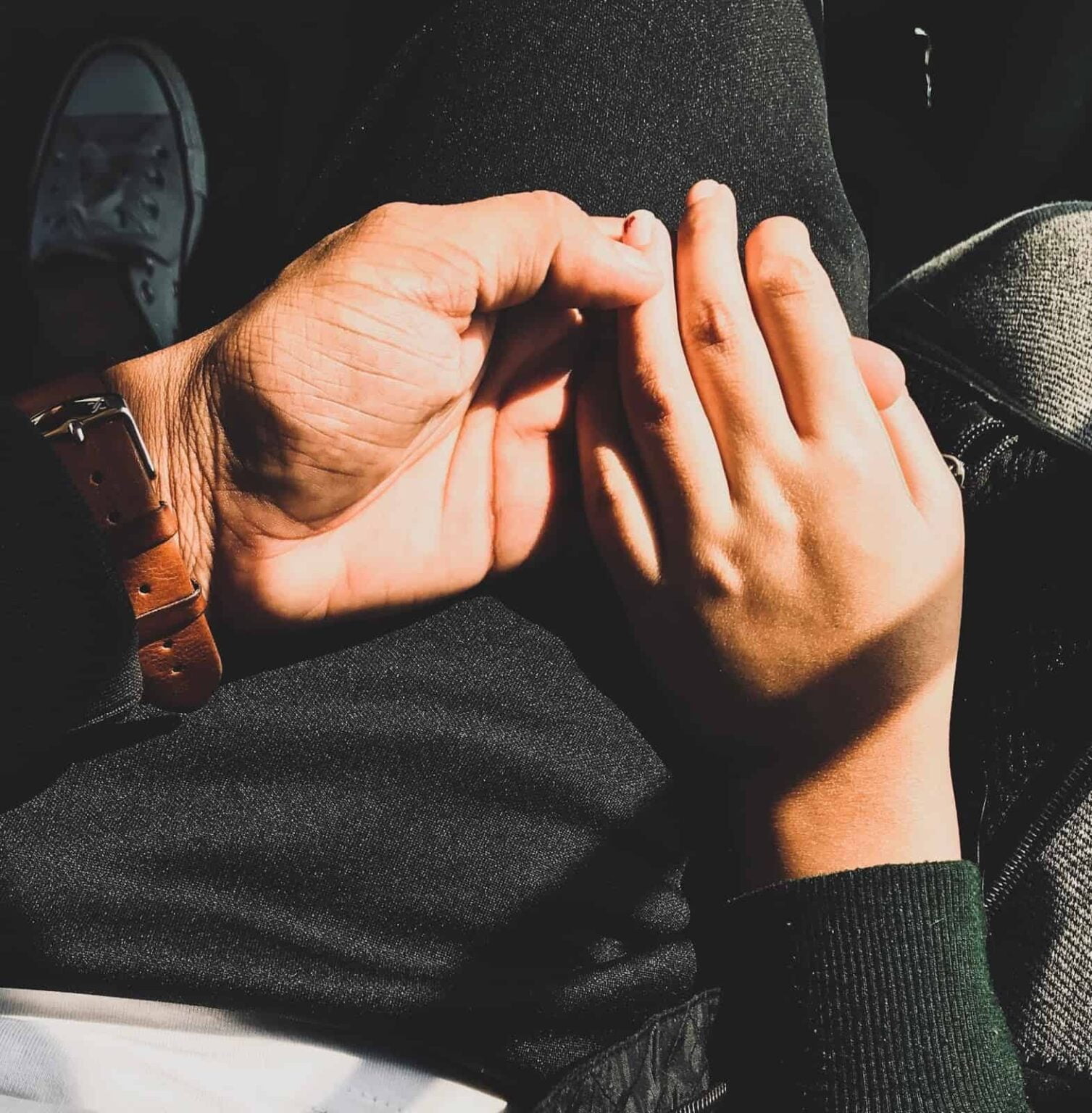 [80+] Couple Hand DP for Whatsapp & Instagram (HD) - PhotosFile